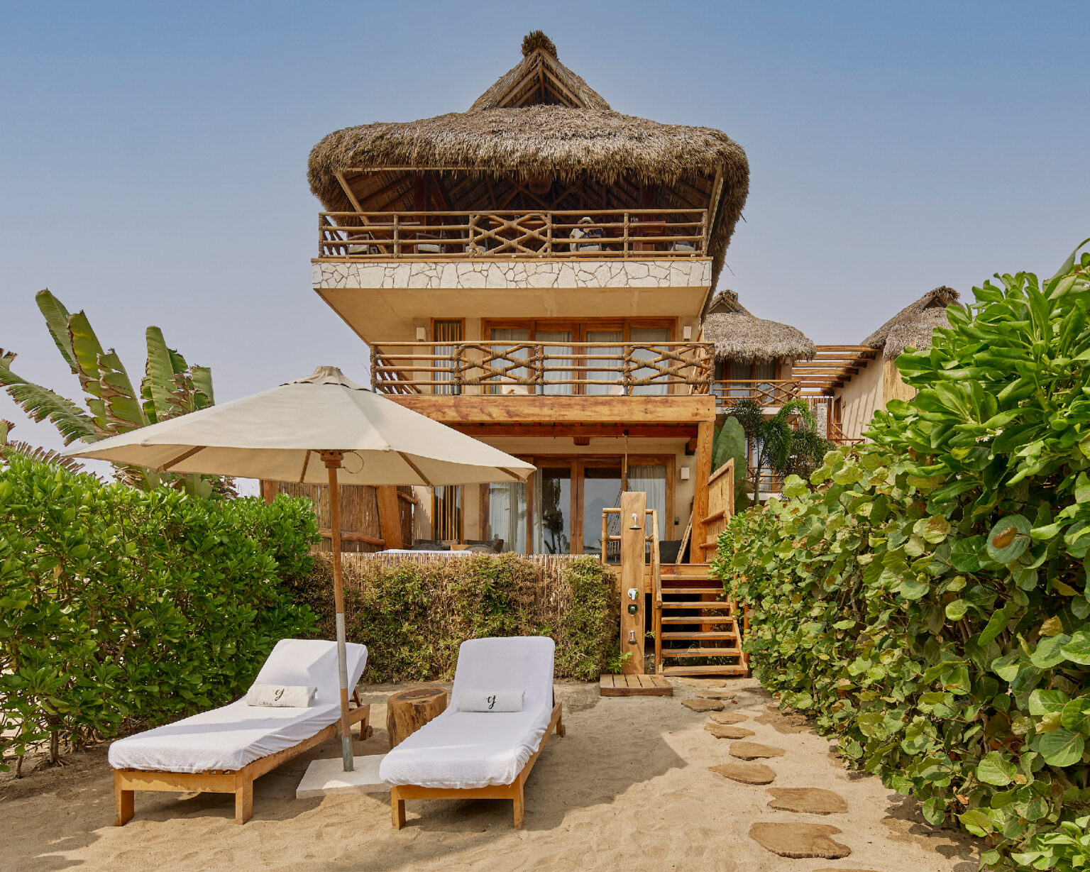 Oceanfront Suite - Casa Joseph Zicatela